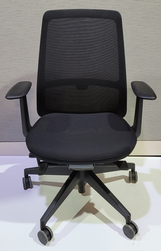 Task chair